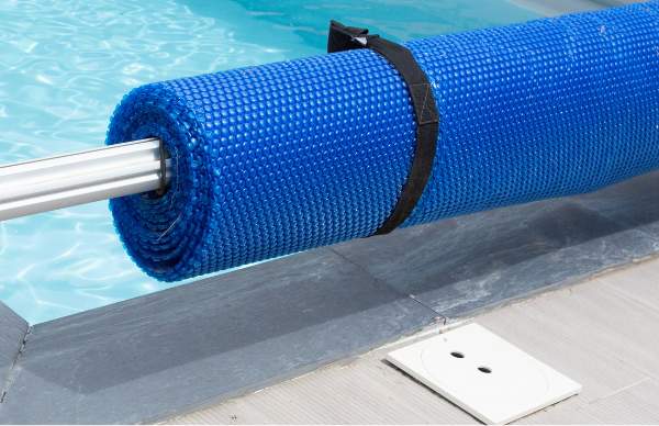 Does The Thickness Of A Solar Pool Cover Matter? - Solar Gear Guide